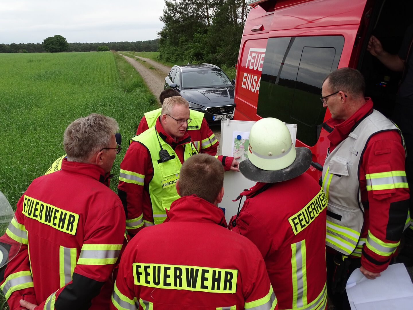 Waldbrandübung bei Evendorf mit 100 Einsatzkräften - Lüneburg Aktuell