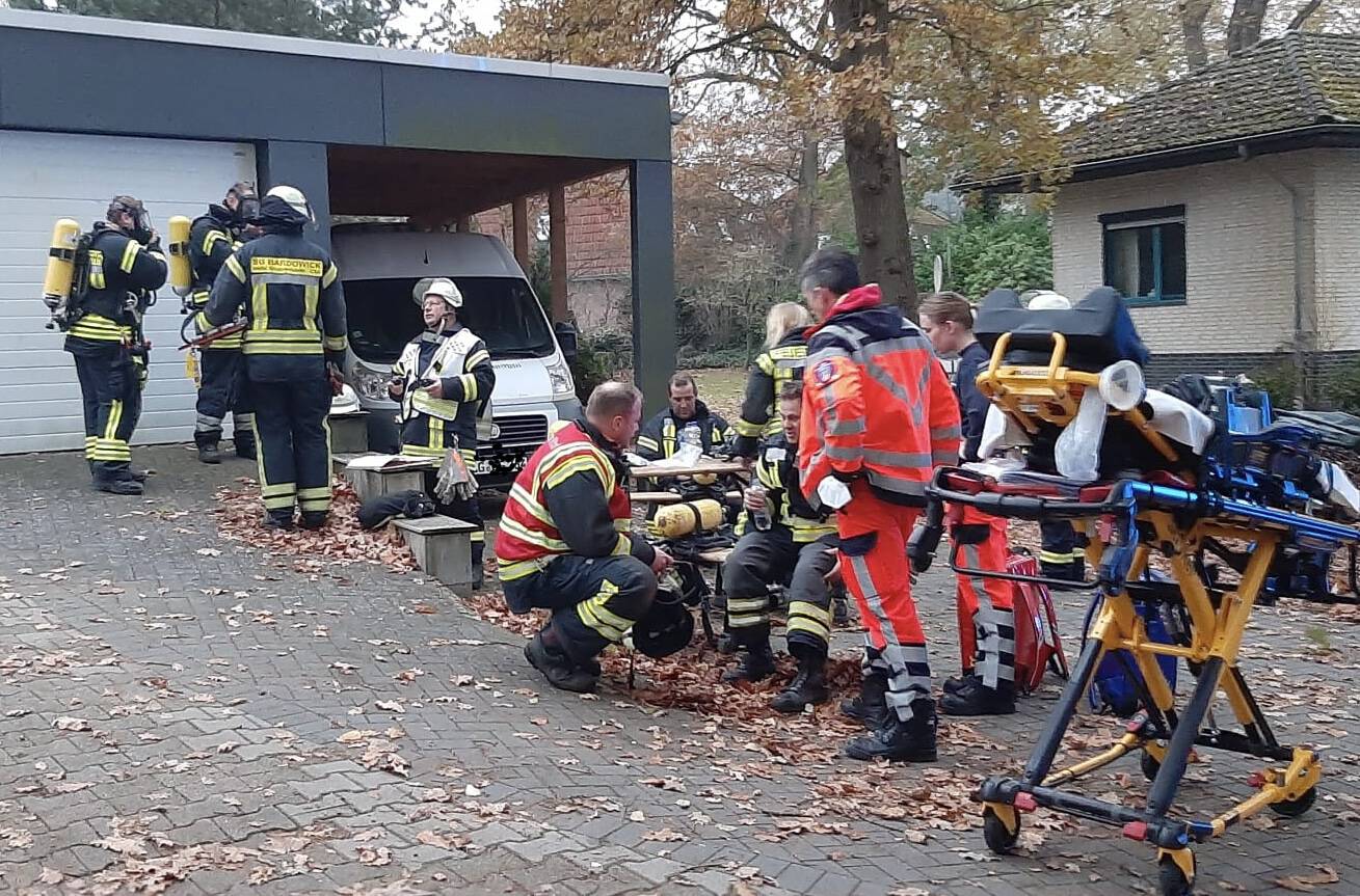 Feuerwehrmann bei Einsatz in Barum verletzt - Lüneburg Aktuell