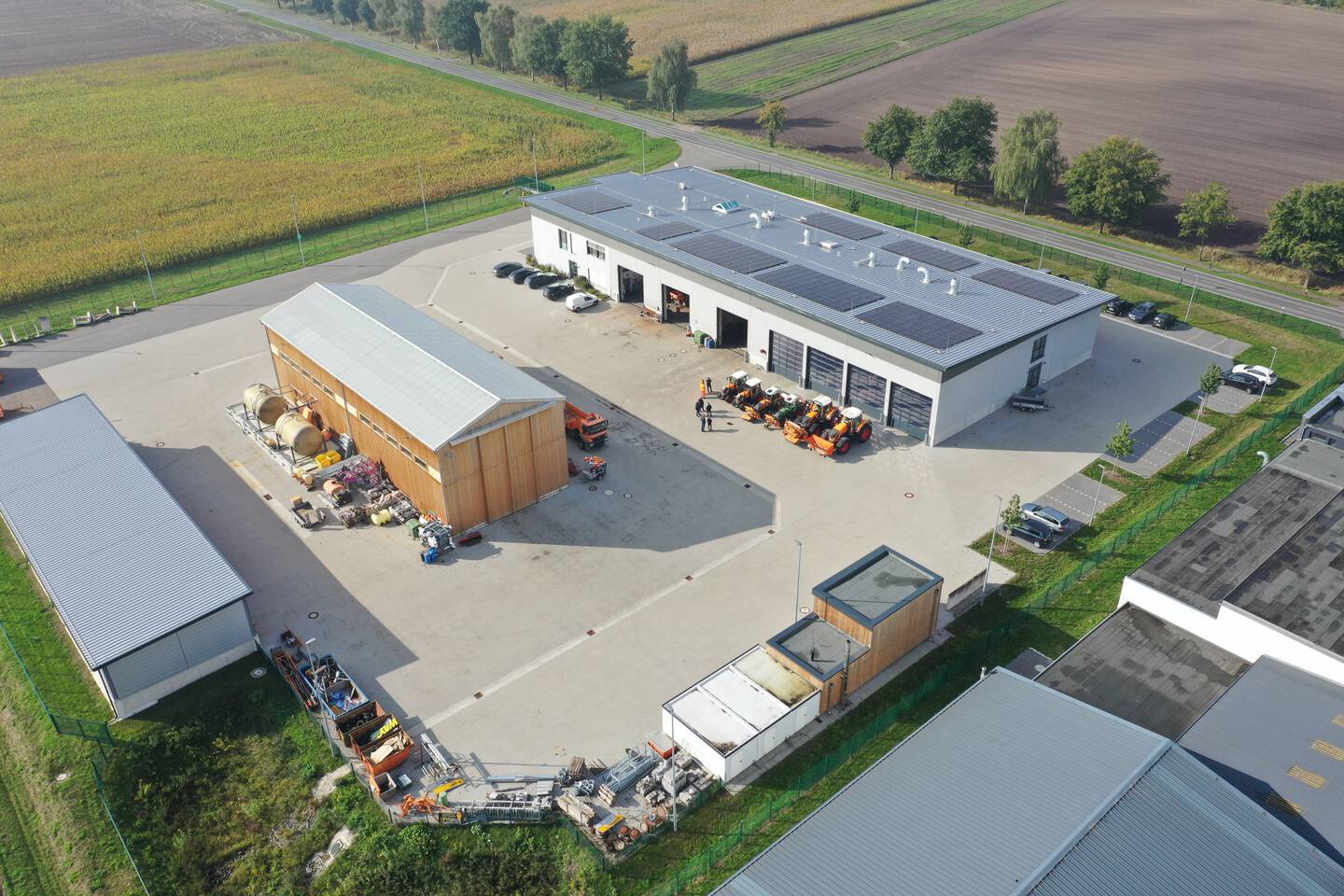 Tag der offenen Tür beim Betrieb Straßenbau und –unterhaltung (SBU) in ...