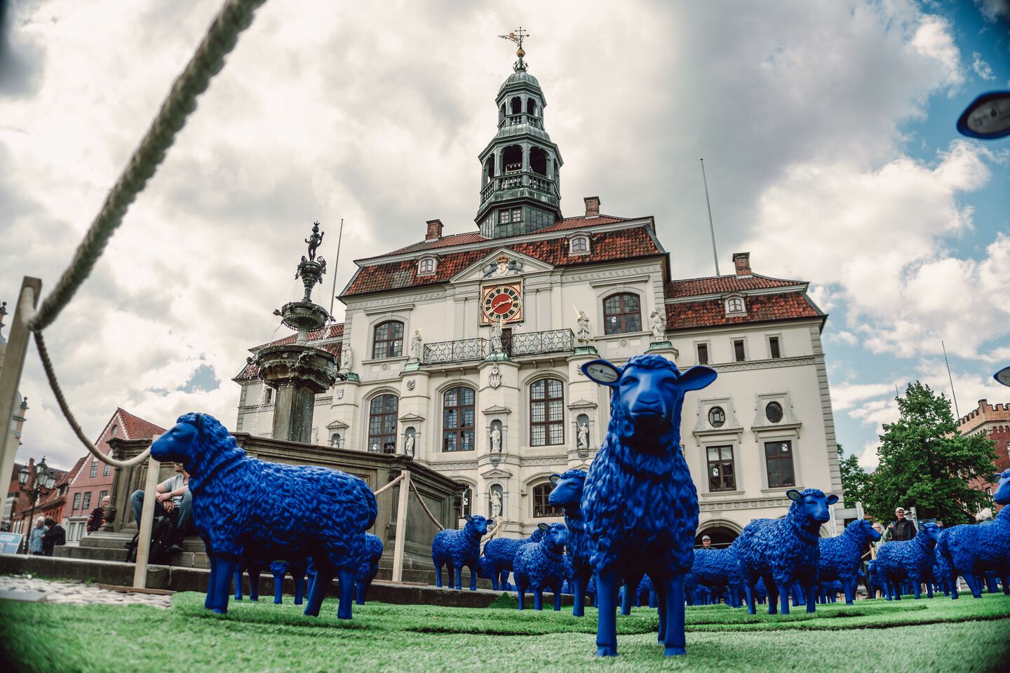 Ein Marktplatz für das Miteinander: Lüneburg zeigt, wie der Frieden im ...
