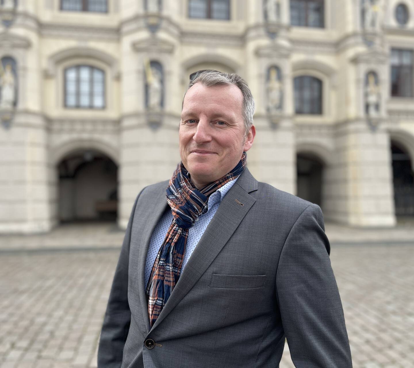 Ullrich Seeber neue Schiedsperson für Schiedsamtsbezirk Lüneburg-Süd ...